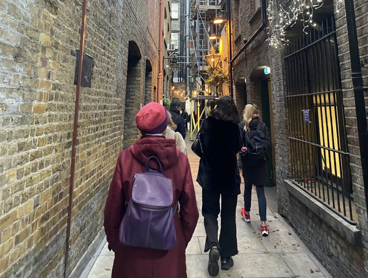 Guided tours of filming locations in London - Hertford Street